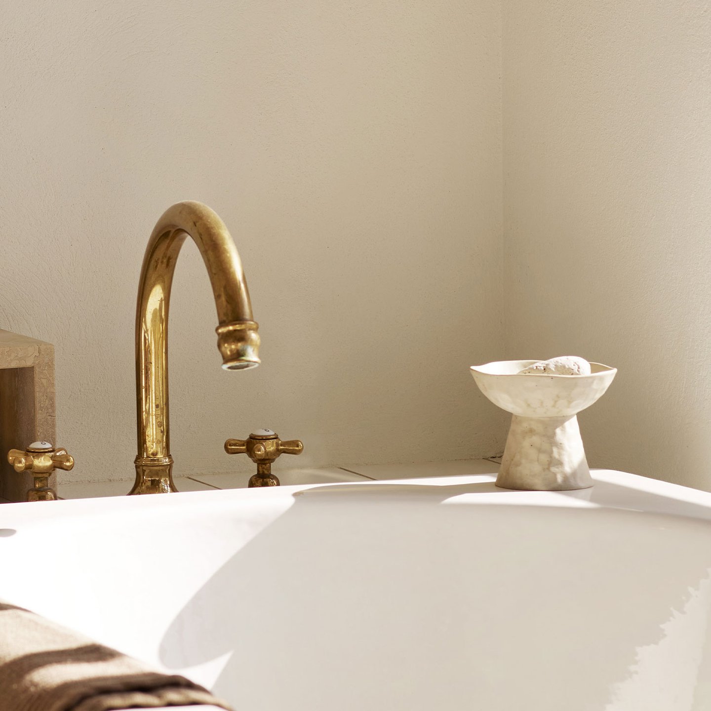 Claypokal-m-sand » Stand | Tine K Home | Products | Tine K Home