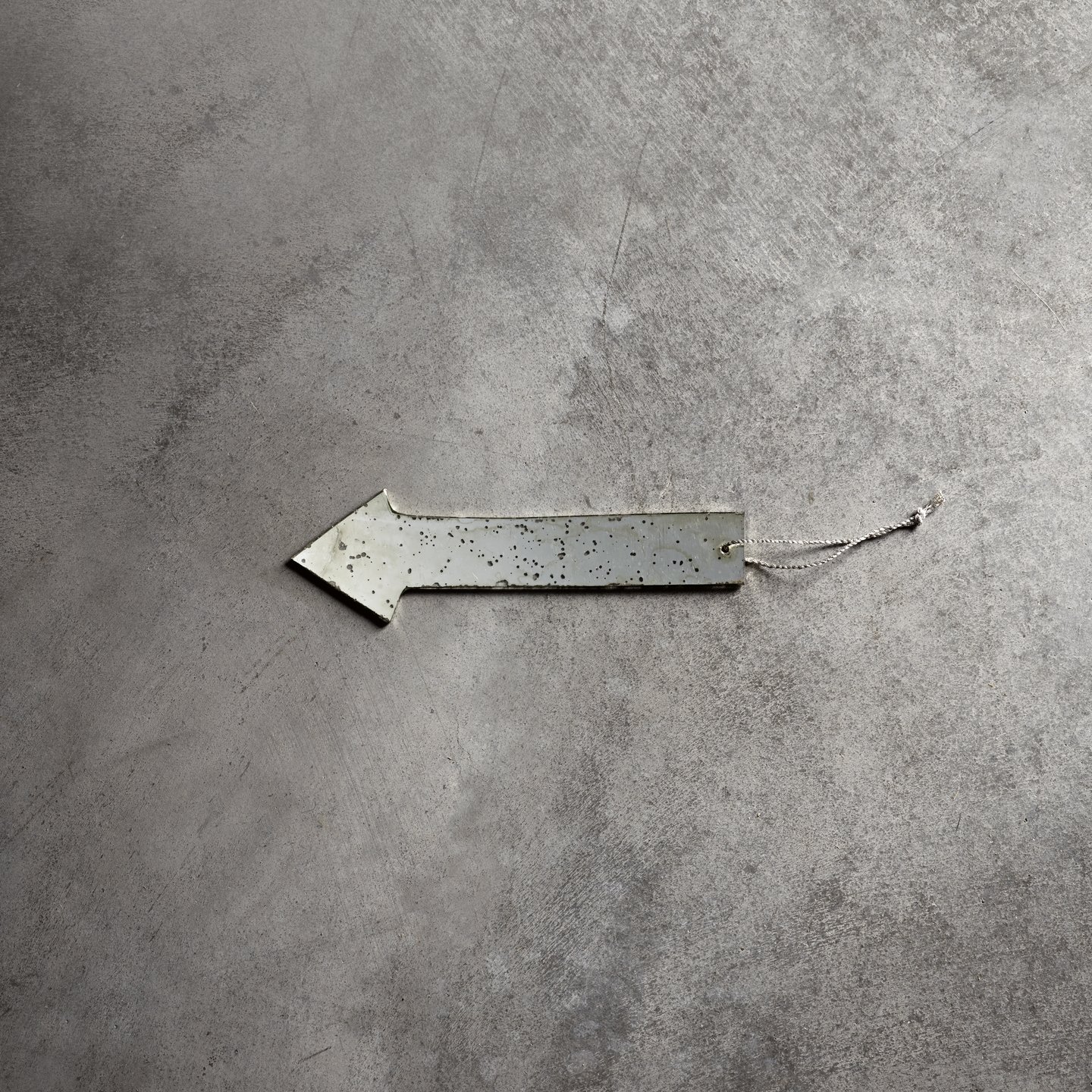 Arrow shaped mirror | 18 cm | Products | Tine K Home